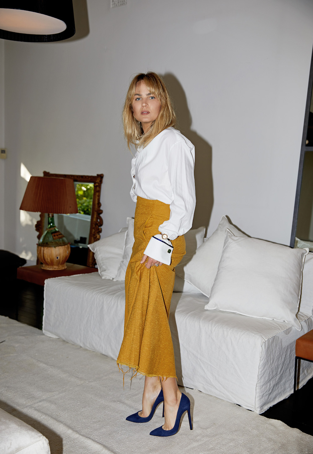 Brooke Testoni of The Style Set shows you how to wear a midi skirt