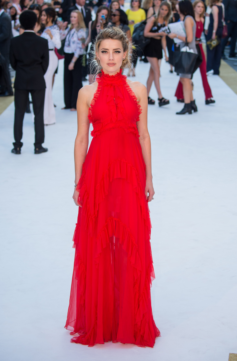 30 Of The Best Romantic Red Dresses